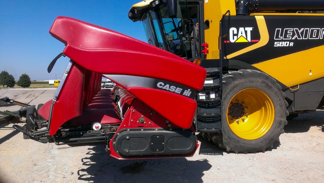 700-0036 Adapter: Lexion (CAT/CLAAS) Combine to Case IH/New Holland ...